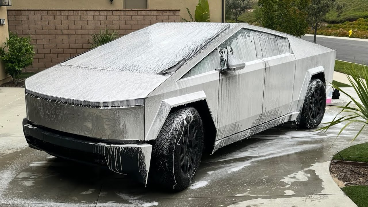 I installed a neon sign in my Tesla Cybertruck - YouTube