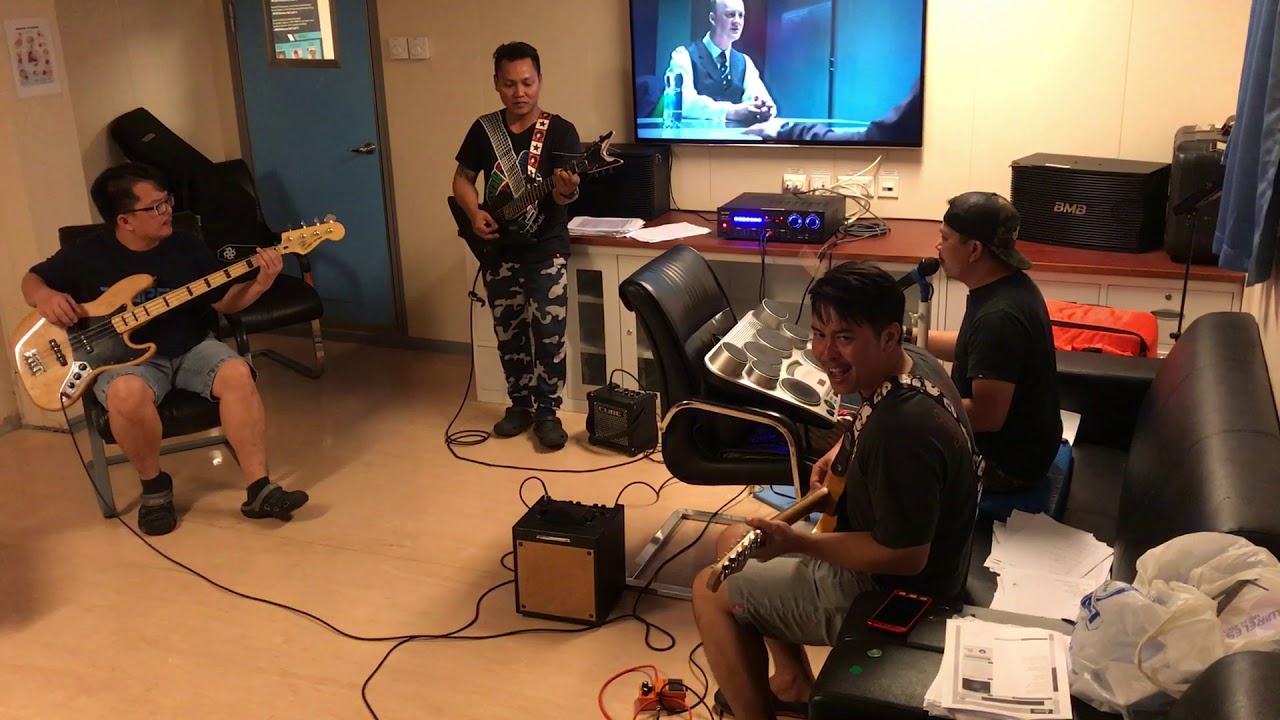Naga 6 Jamming 01 - YouTube