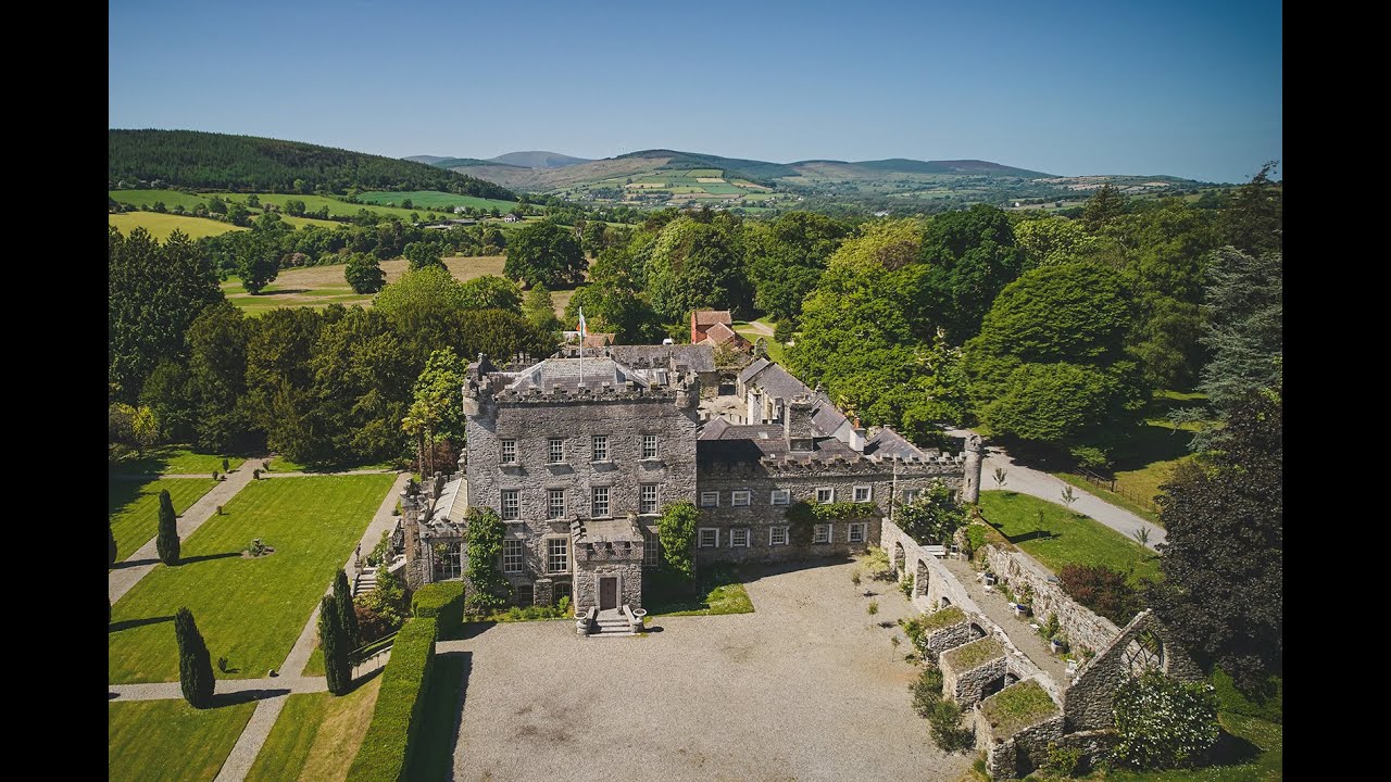 Lauren & Dan Wedding Huntington Castle & Gardens - YouTube