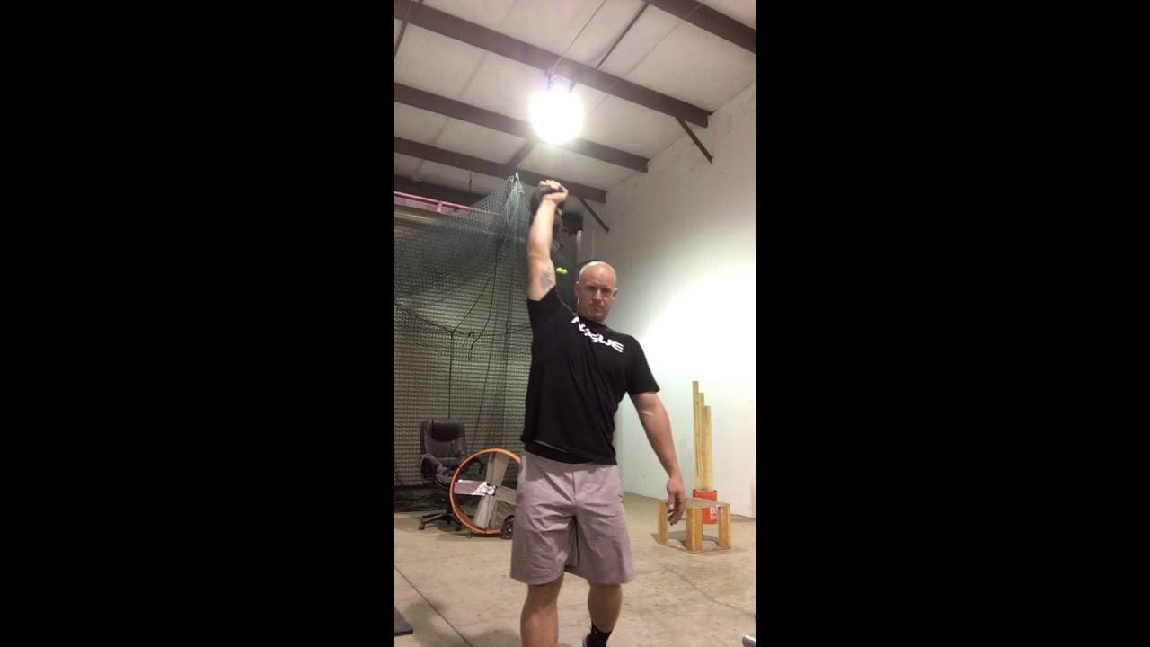 Single arm waiters Carry - YouTube