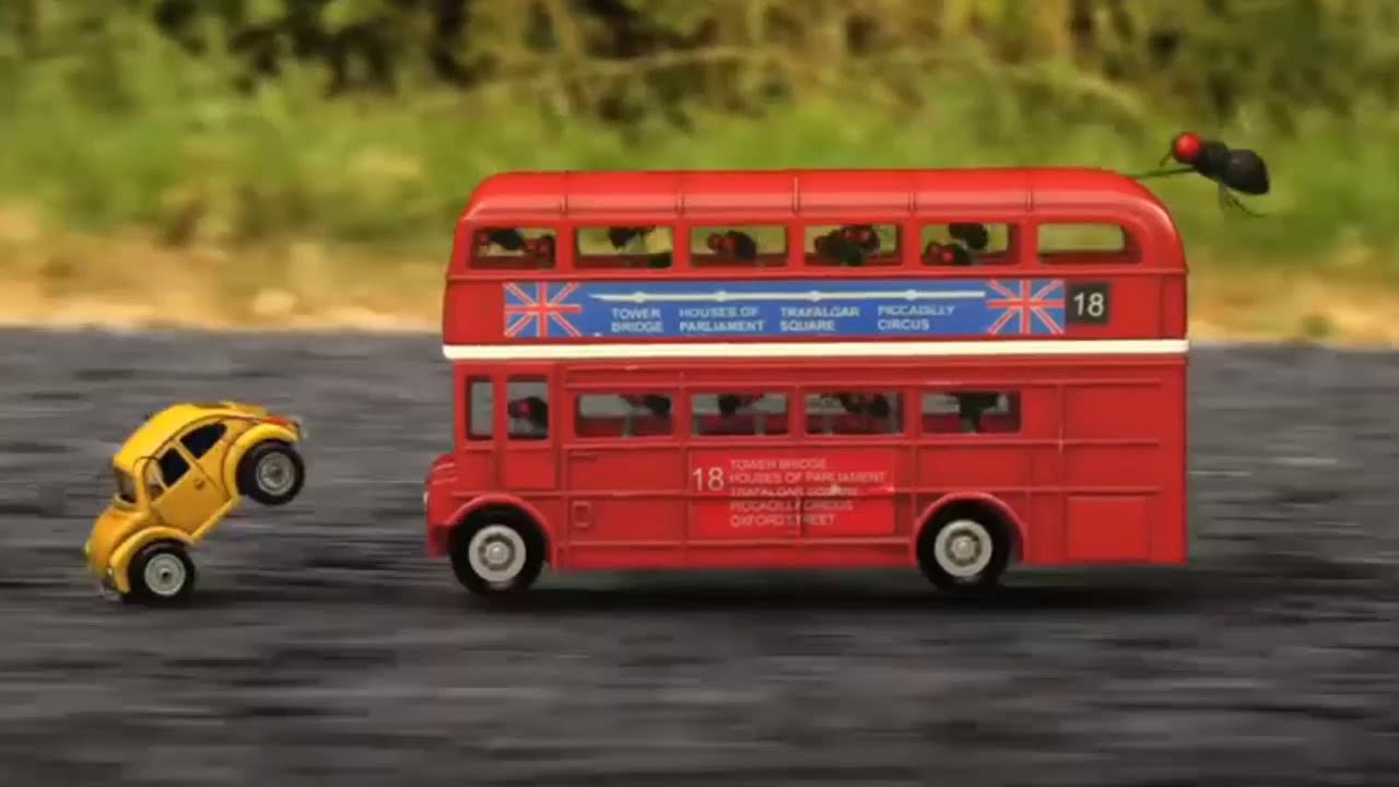 Minuscule Spider Driver - YouTube