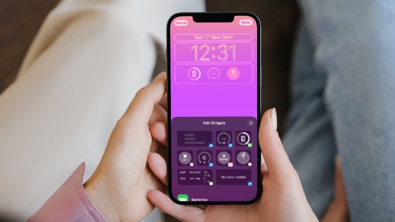 How to Automatically Switch to an iPhone Lock Screen at a Set Time in ...