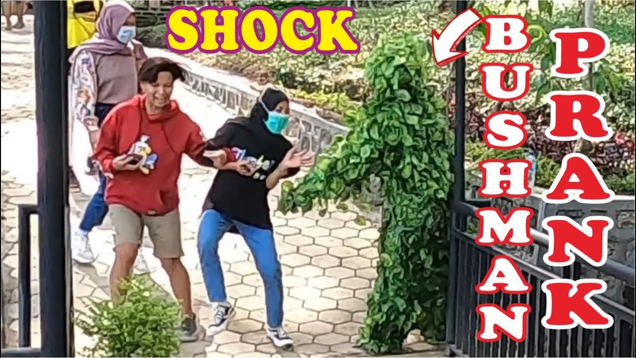 AWAS KENA PRANK KOCAK || BUSHMAN PRANK || PRANK MANUSIA POHON - YouTube