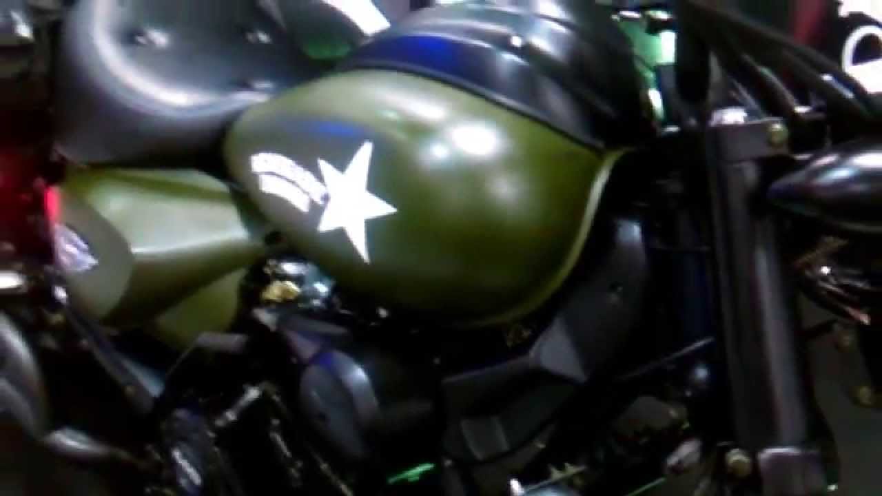 Renegade Commando 230 de UM Motos - YouTube