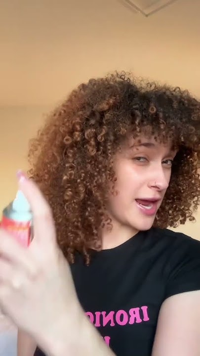 LETS TRY HAIR GLITTER!!! #curlyhair - YouTube