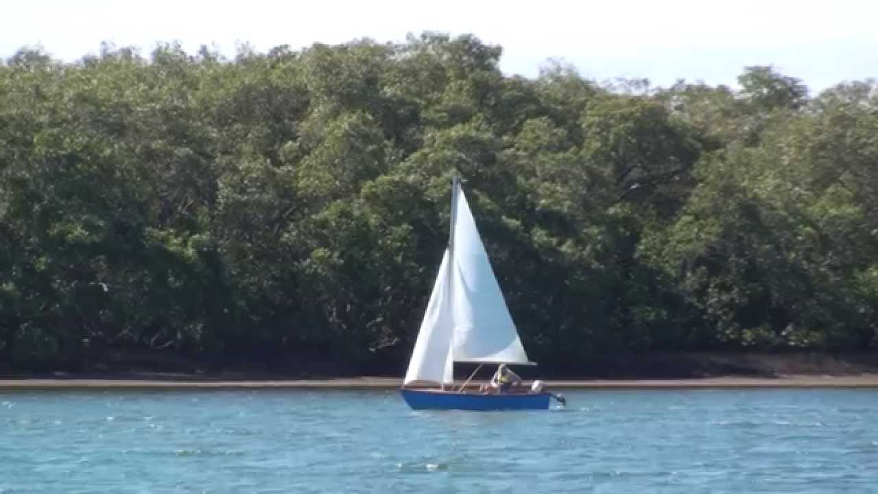 Fishing on The Maroochy River - YouTube