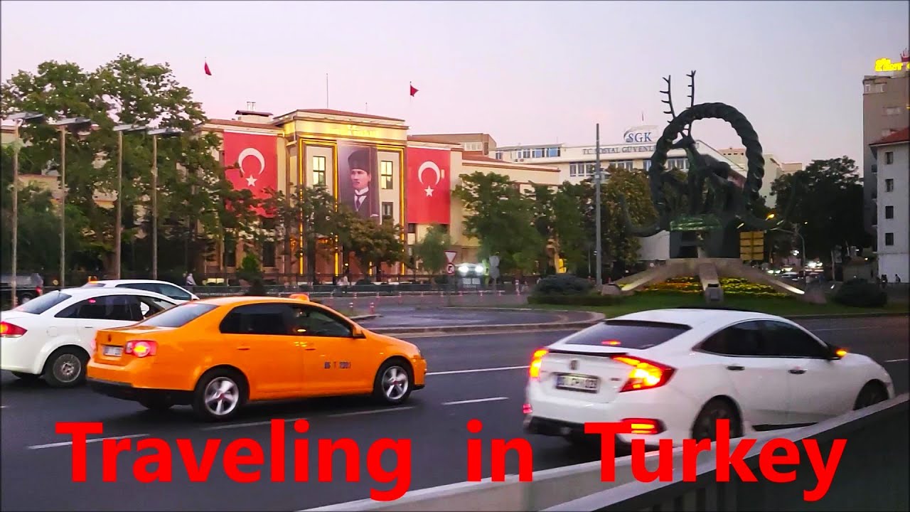 Evening Trip around Turkey. Crescent Moon in the Night Sky, Crescent ...