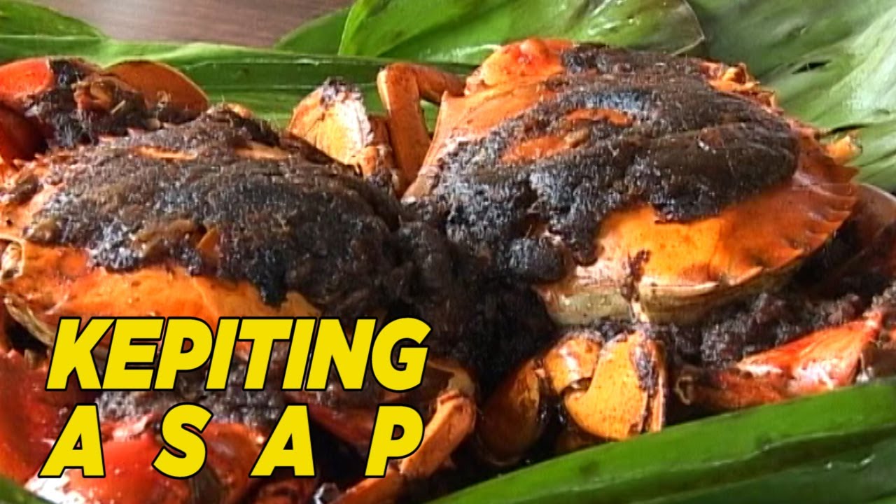Kepiting asap dibungkus daun nikmat di bandar aa restauran | WISATA ...
