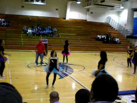 wvhs step team - YouTube