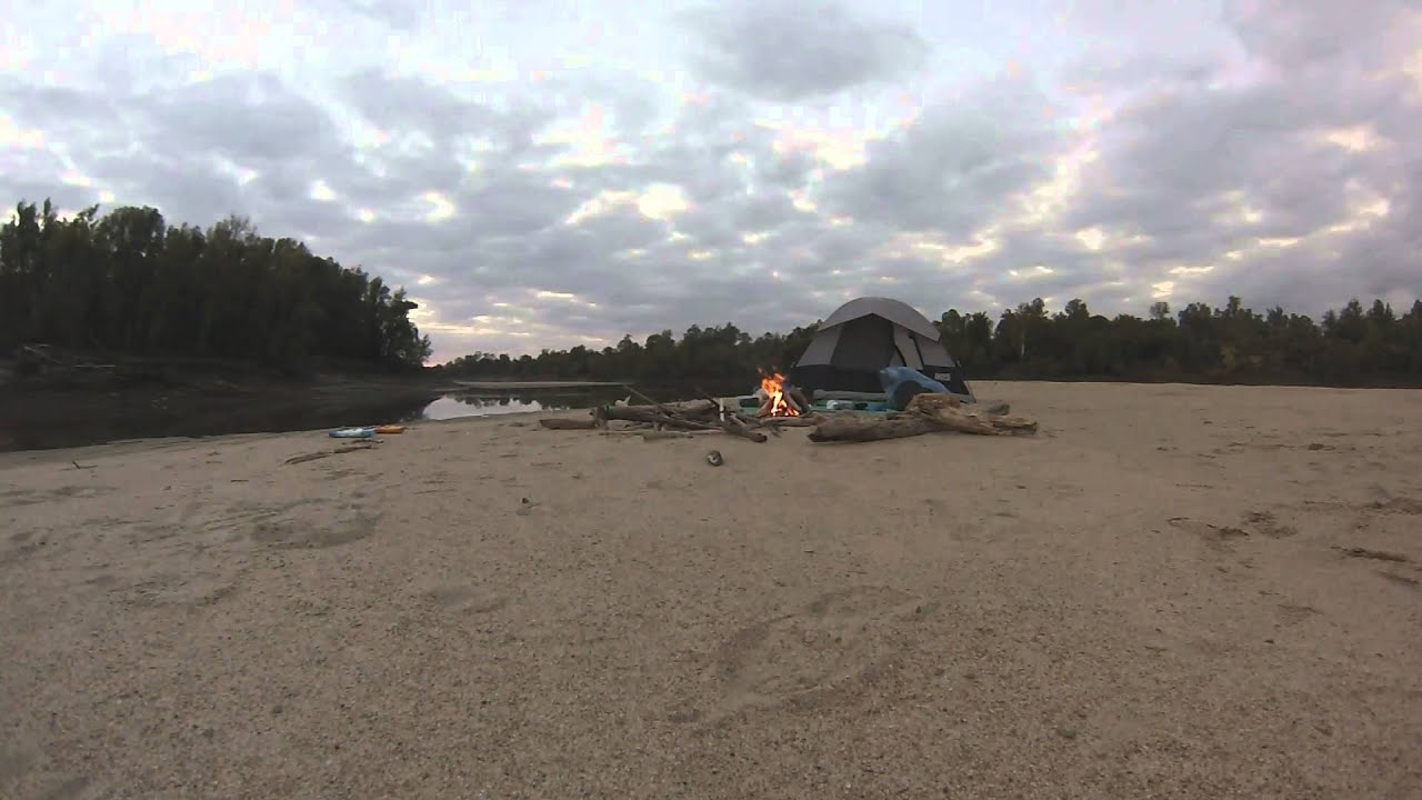 Mississippi sandbar camping - YouTube