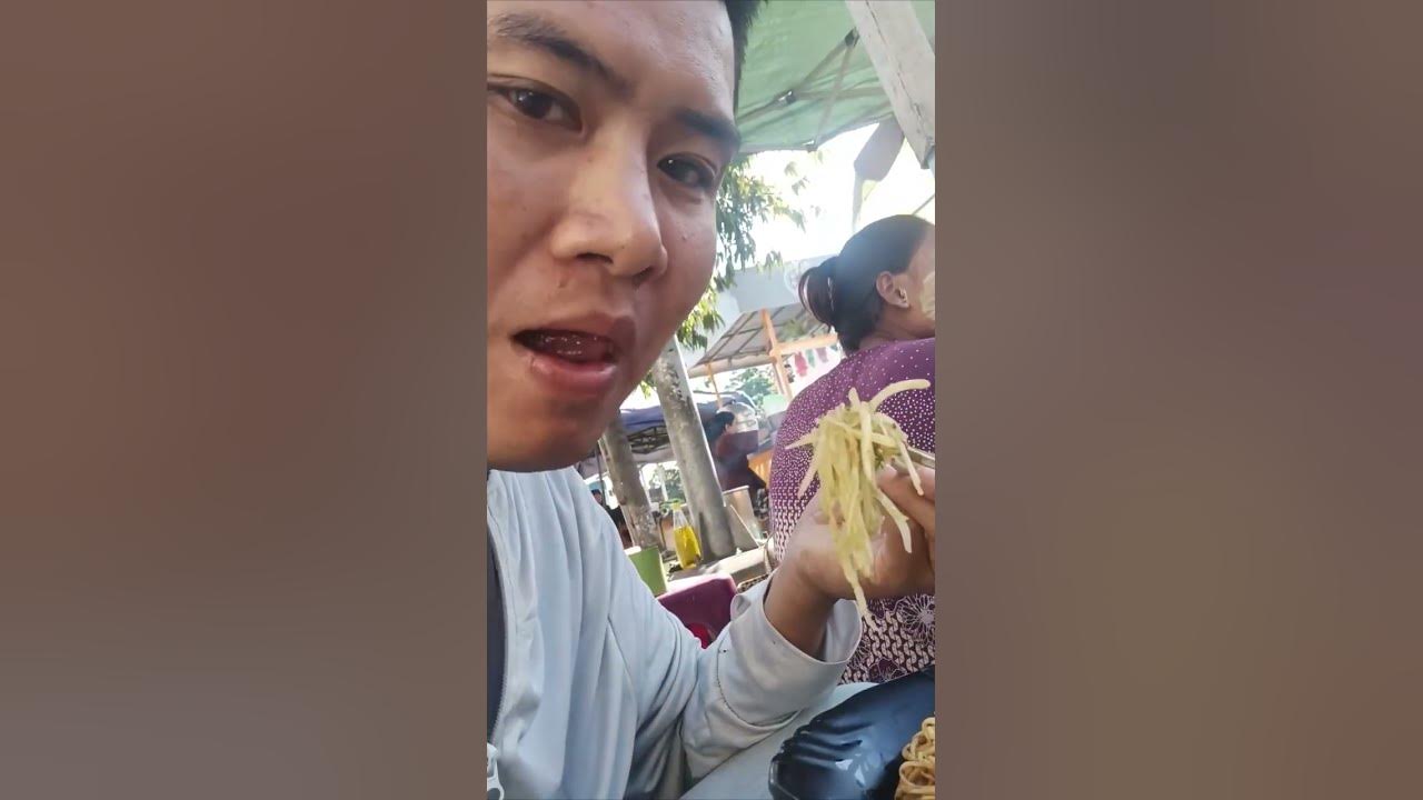 ရန်ကုန်ခေါက်ဆွဲသုပ်၊အကင်စုံ၊ကြက်ကြောလုံး၊ရခိုင်သဘ်ောသီးသုပ် Youtube