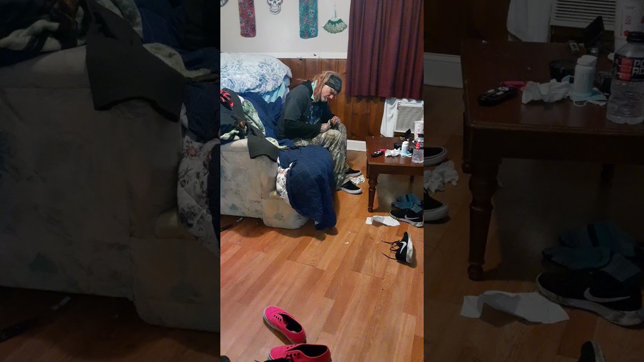 BEGIN:VCARD#R##N#VERSION:3.0#R##N#N:Know's;Who;;;#R##N#FN:Who Know's #R##N#TEL;TYPE=CELL ...