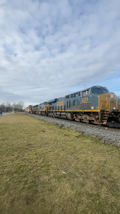 CSX I158 Intermodal Double Stack Train from Berea, Ohio 12/28/2024 #csx #train #railroad #shorts ...