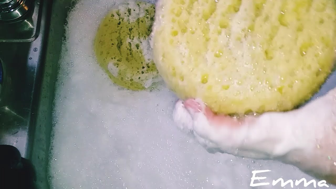 Sudsy Shampoo Squeeze w/ bath sponges! - YouTube