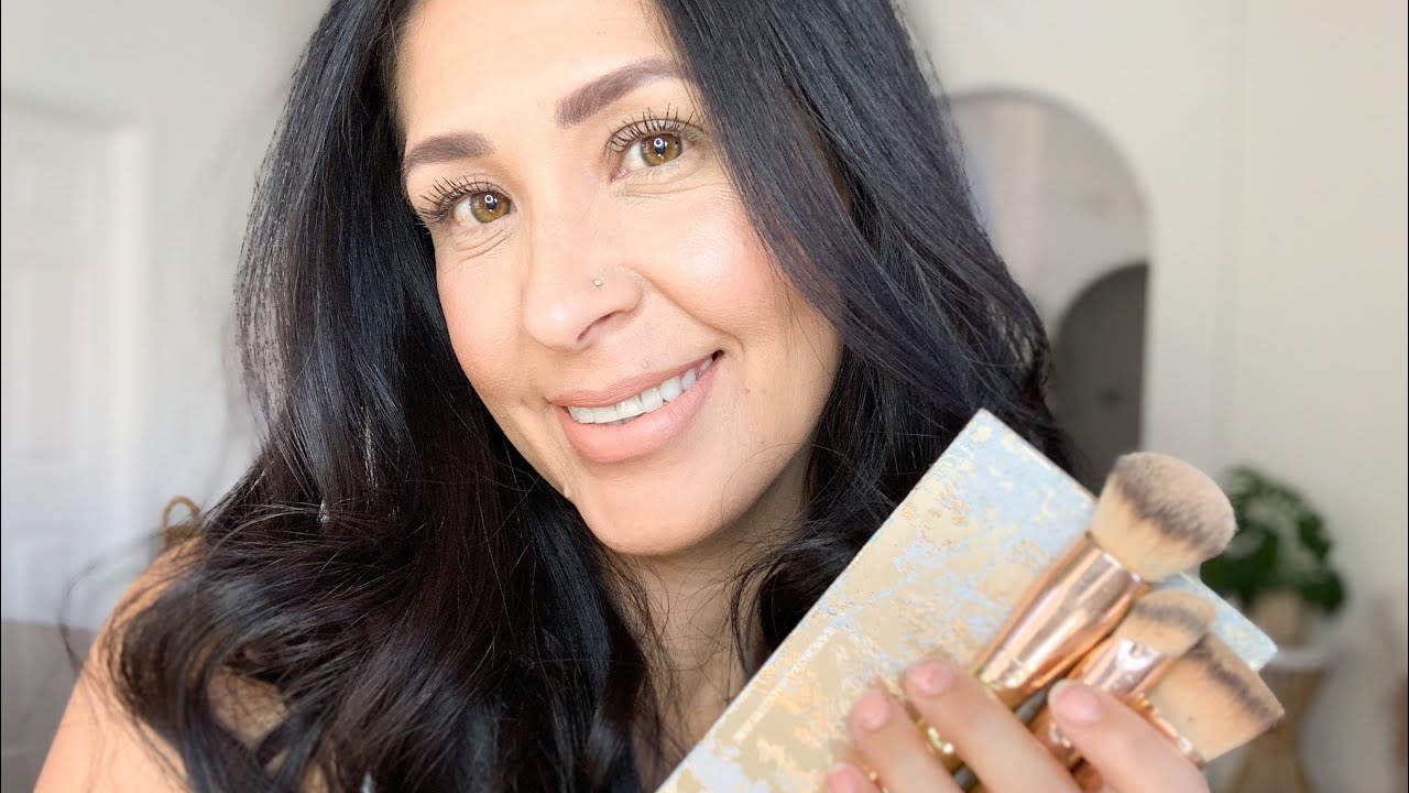 How to HAC with Maskcara Beauty - YouTube