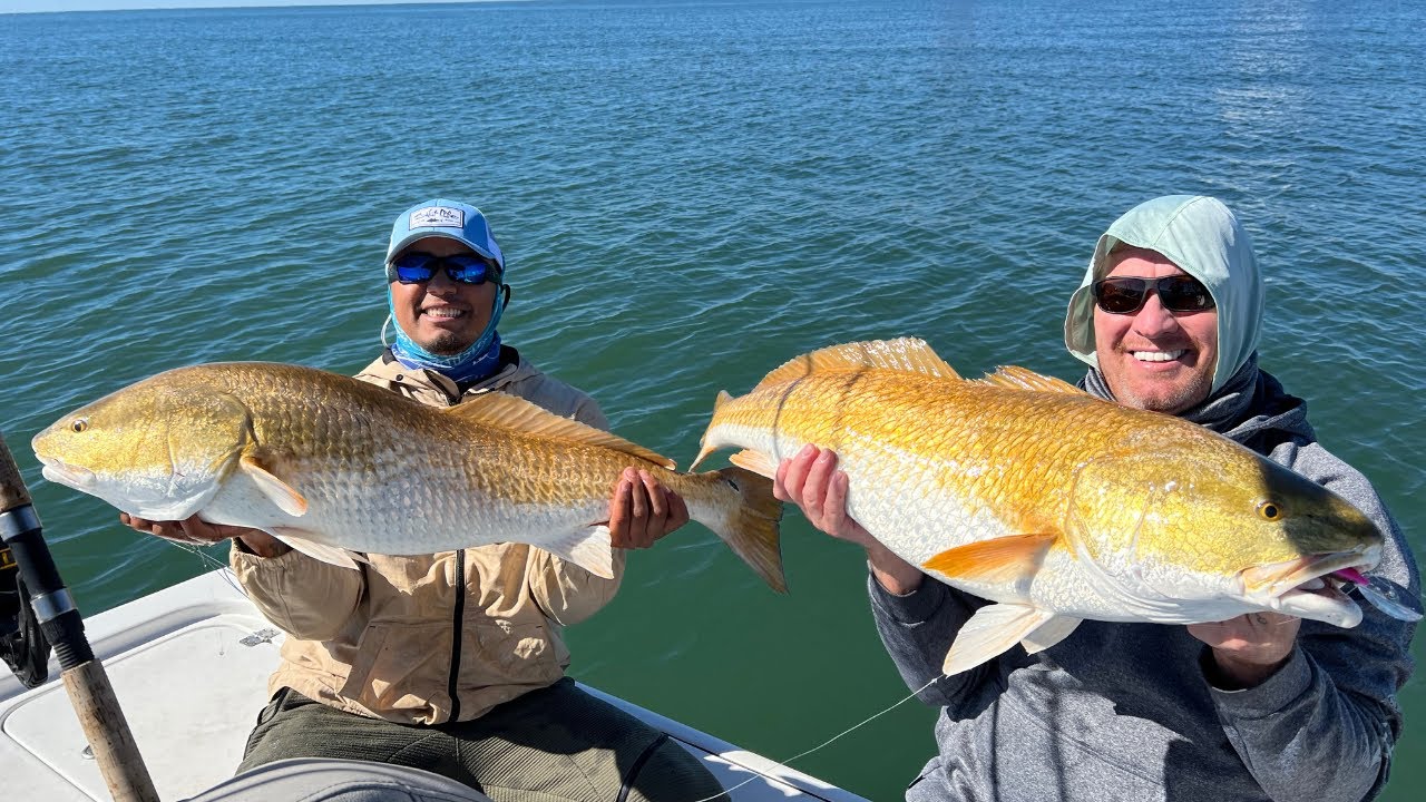 Caught in the MIDDLE of a HUGE SCHOOL of FISH! Fishing Perdido Pass, AL ...
