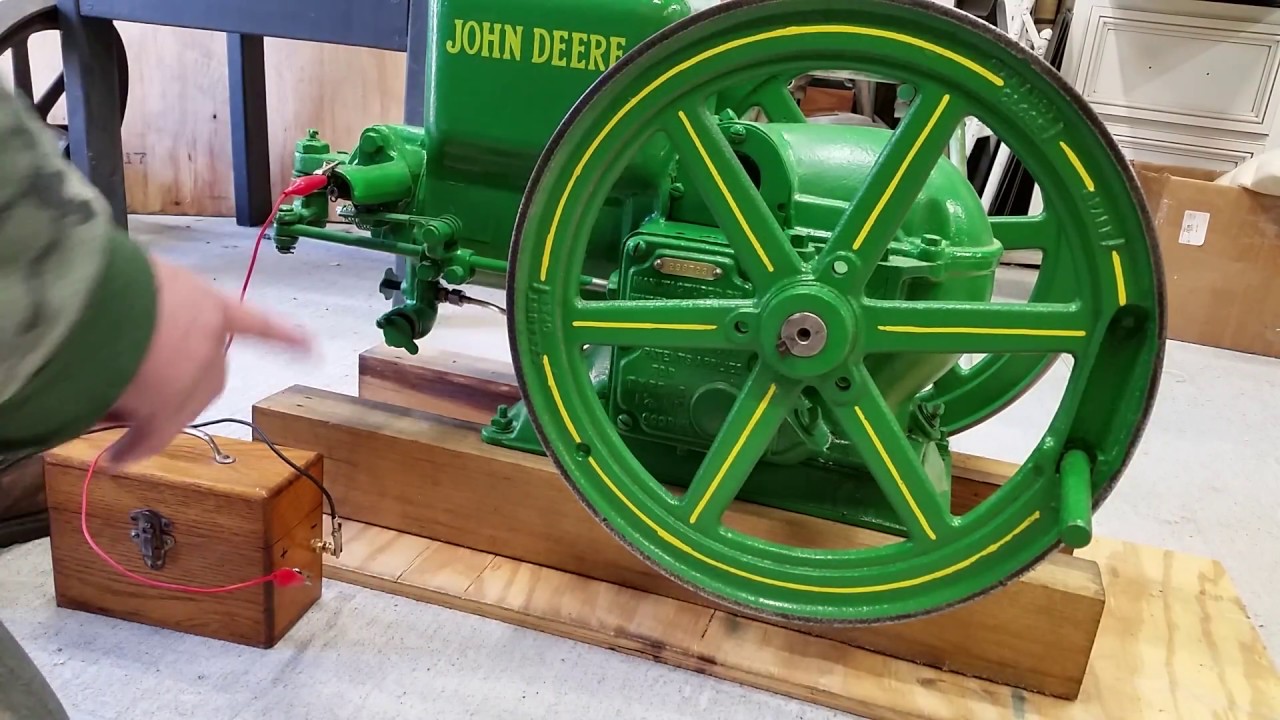 John Deere Hit Miss Low Tension Coil Running - YouTube