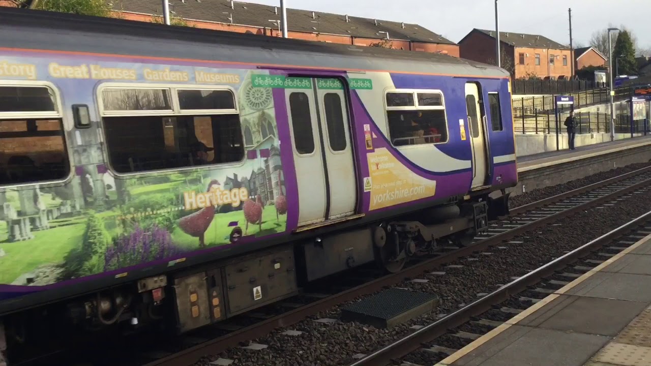 Trains at Farnworth (27/12/2017) - YouTube