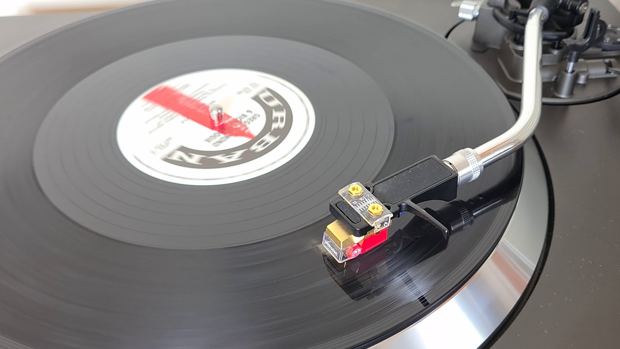 Gregg Diamond & Bionic Boogie feat. Luther Vandross - Hot Butterfly ...