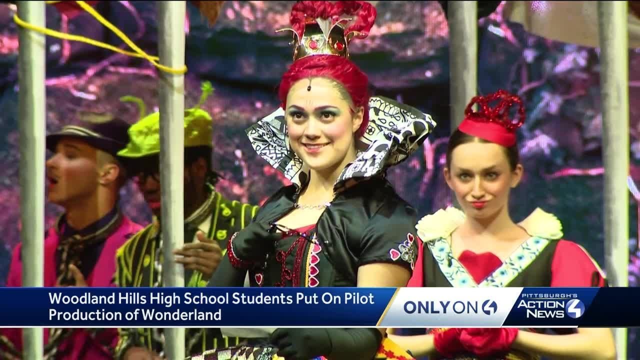 Woodland Hills debuts re-tooled Broadway show, 'Wonderland' - YouTube