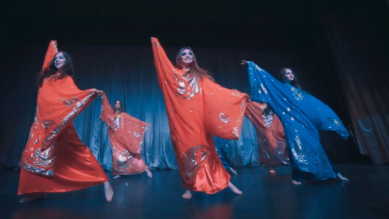 Khaliji Dance Performed by Beautiful Girls / Oriental Folk Dance ...