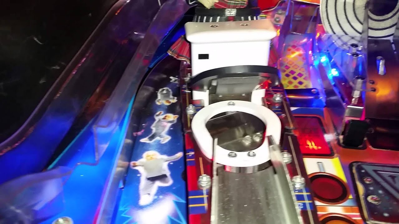 Austin Powers pinball machine. - YouTube