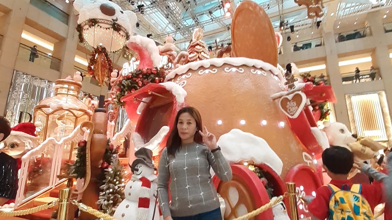 LANDMARK CHRISTMAS DECOR 2022 - YouTube