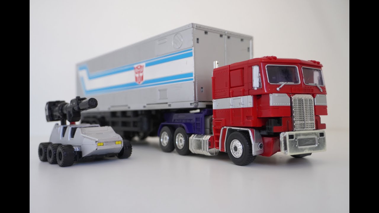 My first Transformer! Transform & Roll Out Episode 10: MP-10 Optimus ...