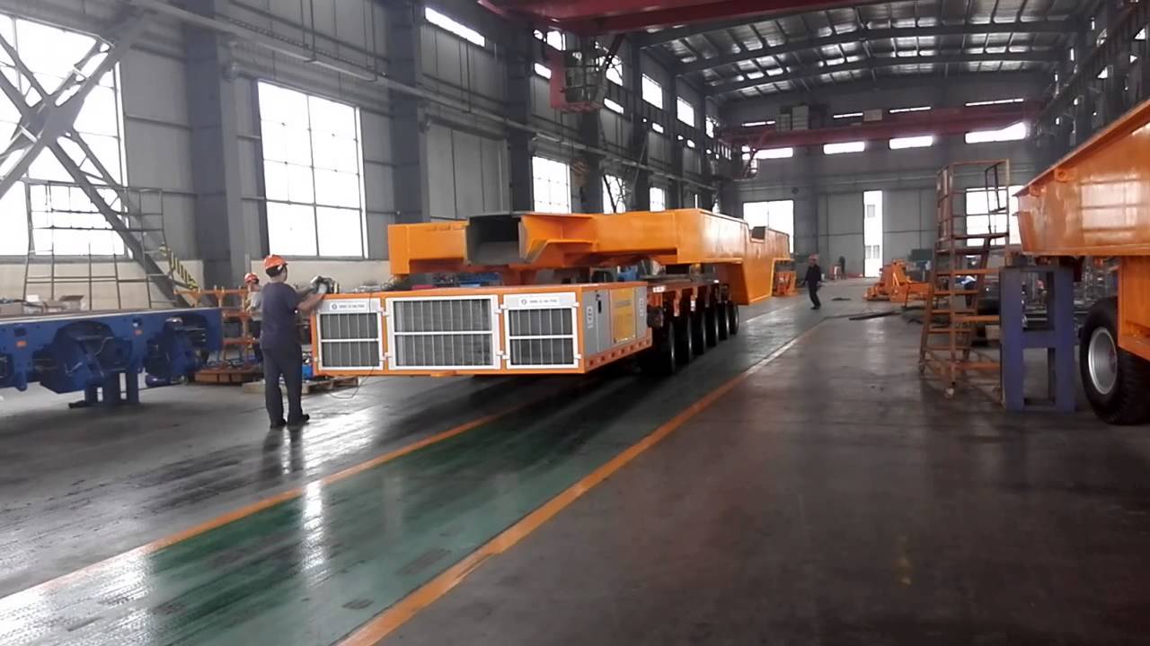 SPMT's self-propelled modular trailer www.ruiqianhe.com - YouTube