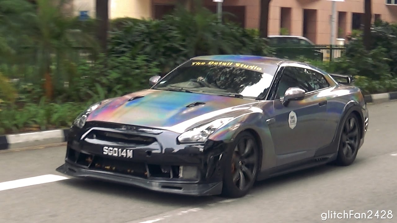Pearl Wrap Nissan R35 GTR - YouTube