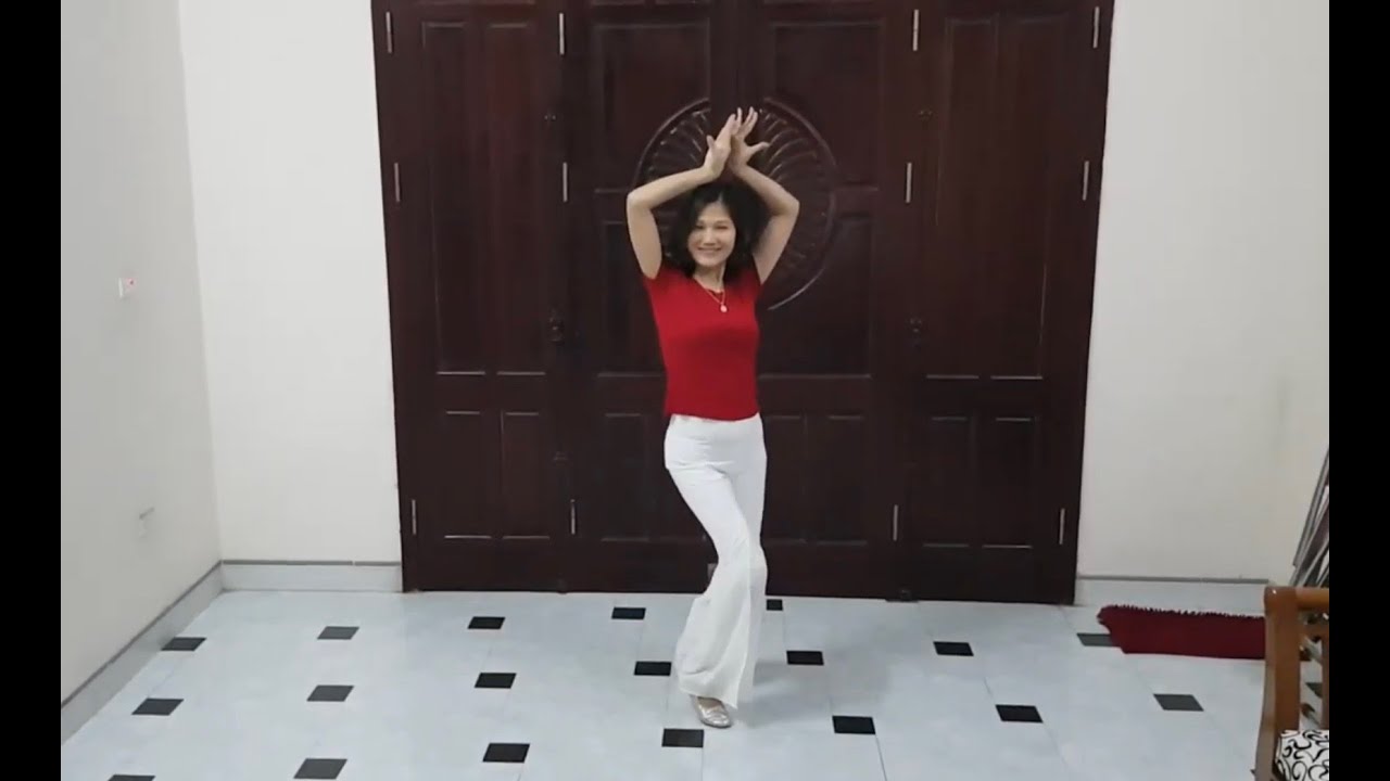 Made India Line Dance - YouTube