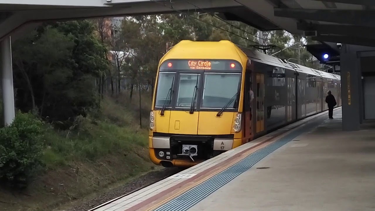 Sydney Trains Holsworthy Station - YouTube