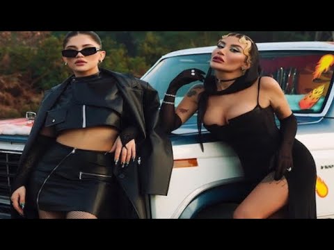 Eda Sakız & İrem Derici-Papatya Falı