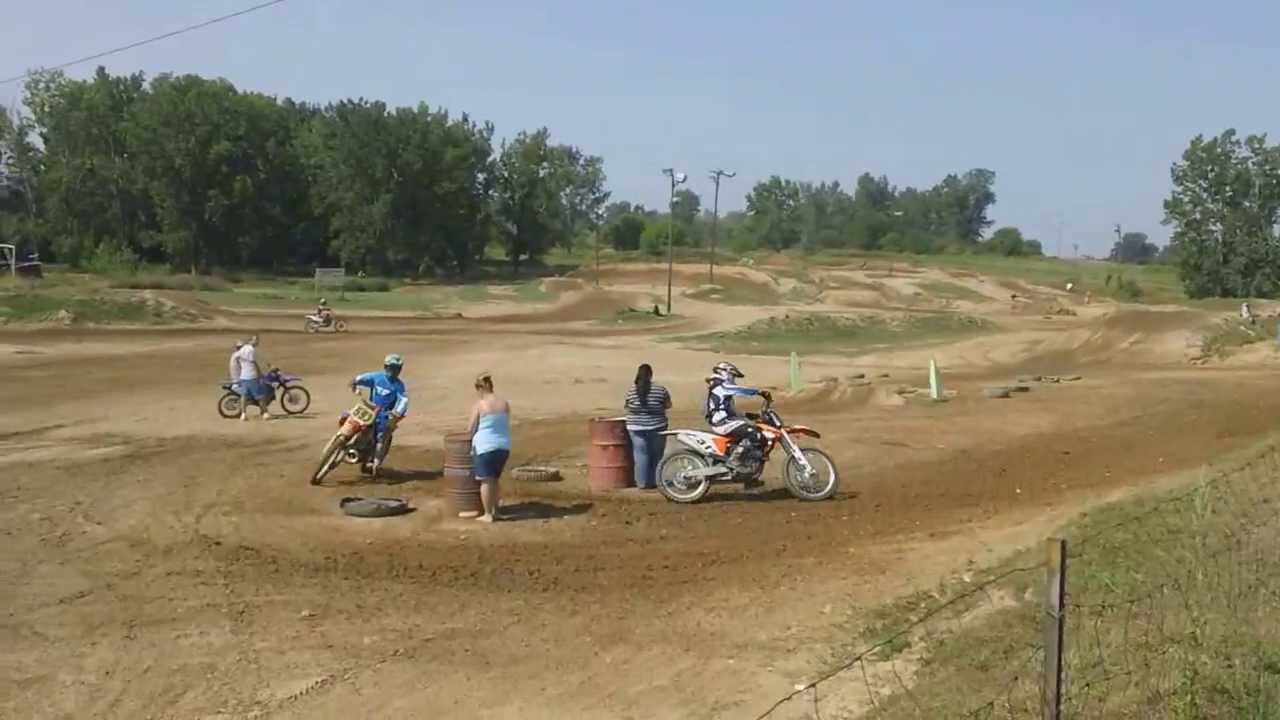 Tyler Dirt Bike Racing - YouTube