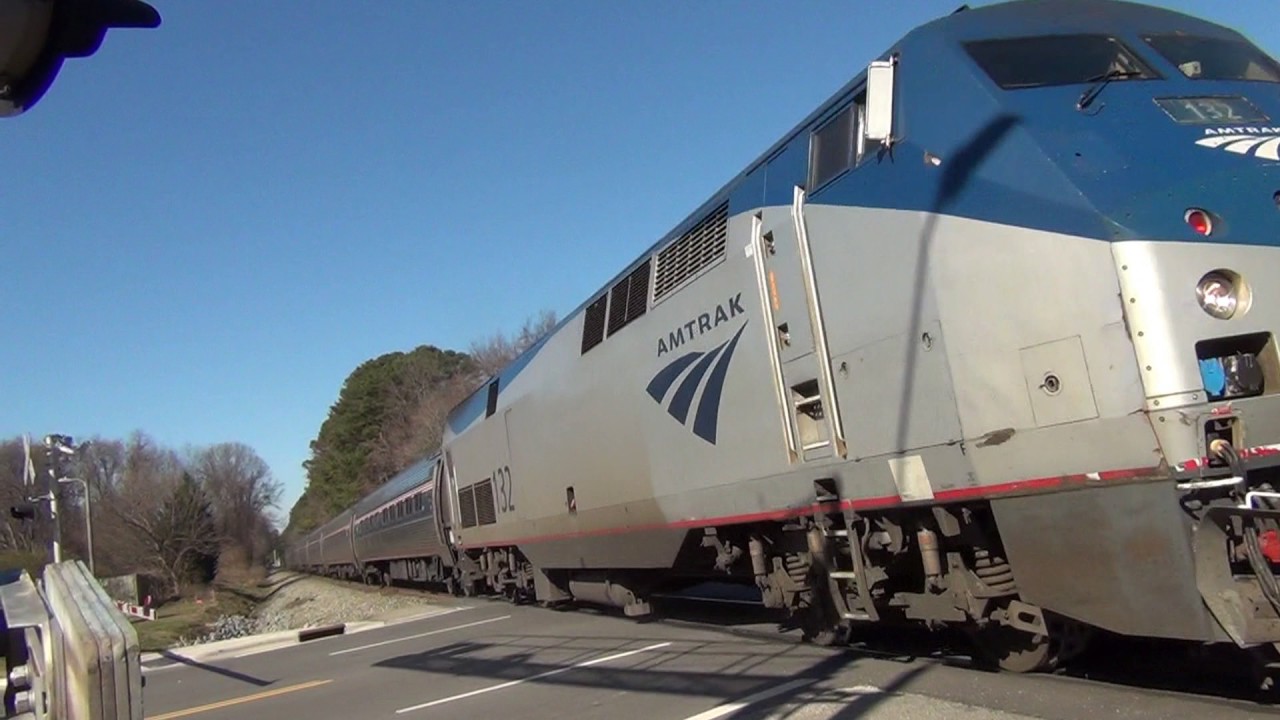 Amtrak 80, Carolinian, Northbound, pulled by 132, Cary, NC, February 4 ...