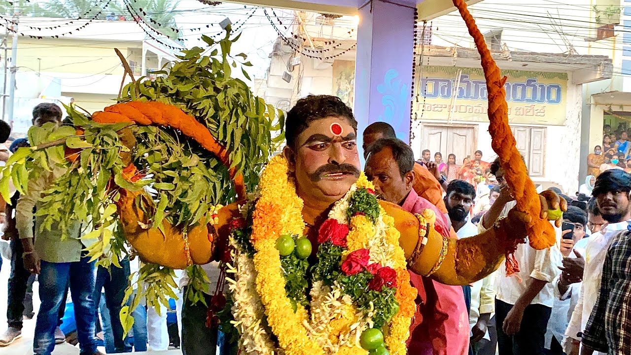 Potharaju Entry 2021 | Potraj Gavu - Pothuraju Entry at Bonalu 2020 ...