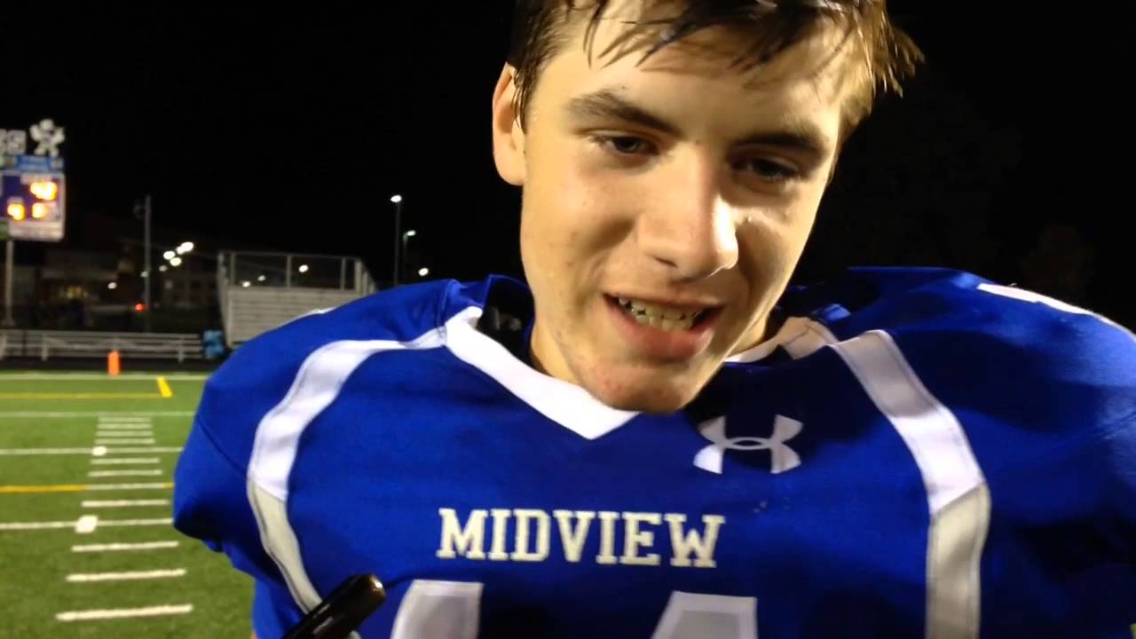 Midview quarterback Dustin Crum talks about beating Avon - YouTube