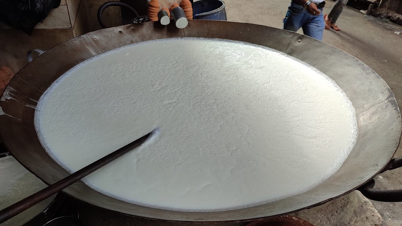 Hot Milk Malai Marke Rs. 26/- Only | Kolkata Famous Hot Milk | Kolkata ...