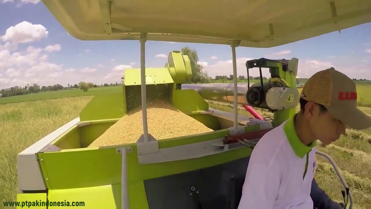 CLAAS TRAKTOR CROP TIGER (MESIN PEMANEN PADI) - YouTube