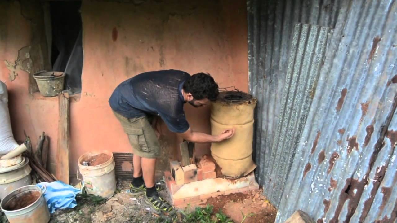 Rocket BioChar Stove (Part 1) - YouTube