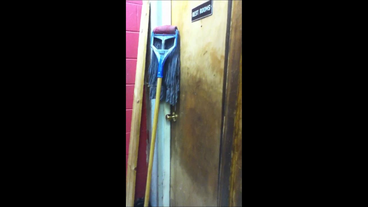 FUNNY MOP PRANK!! - YouTube