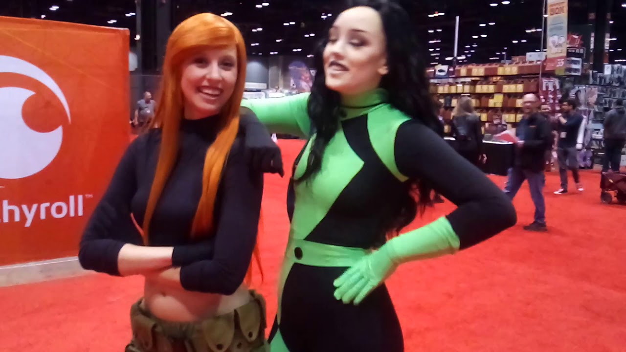 C2E2-2020 Chicago Comic-Con Memories... Lovely Cosplayers!💙💚💛 - YouTube