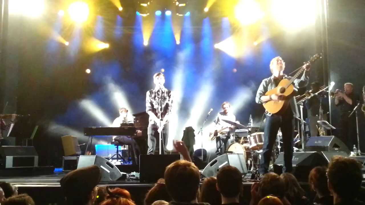 Jonathan Currie singing 'High Hope' with Glen Hansard - Kulturarena ...