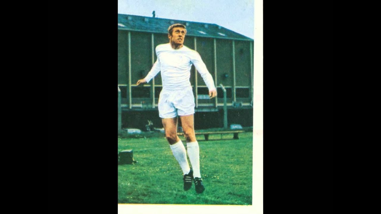 Mick Jones 1967--1975 Leeds United 220 Goals (77) Games - YouTube