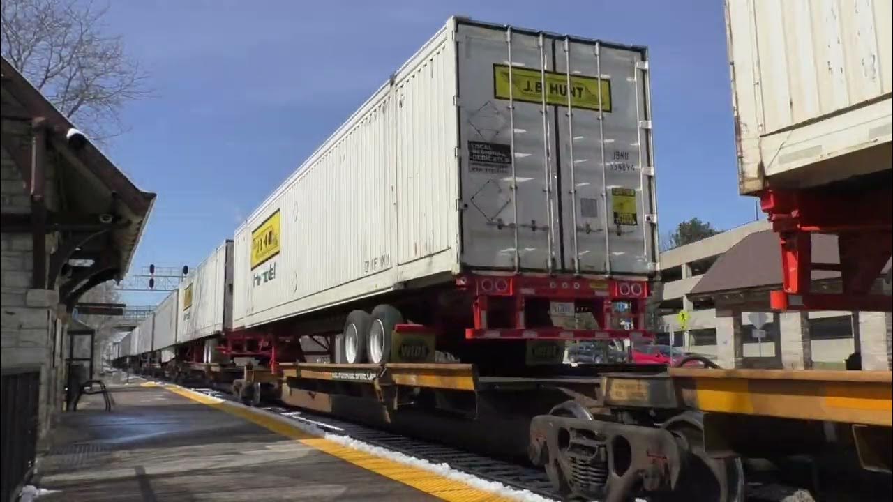 BNSF #3931 Intermodal - HINSDALE, IL 3/20/2025 - YouTube