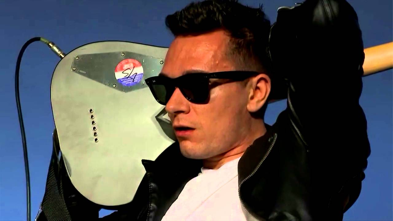 Mikhail Aleshin Joins The Band At Rev - YouTube