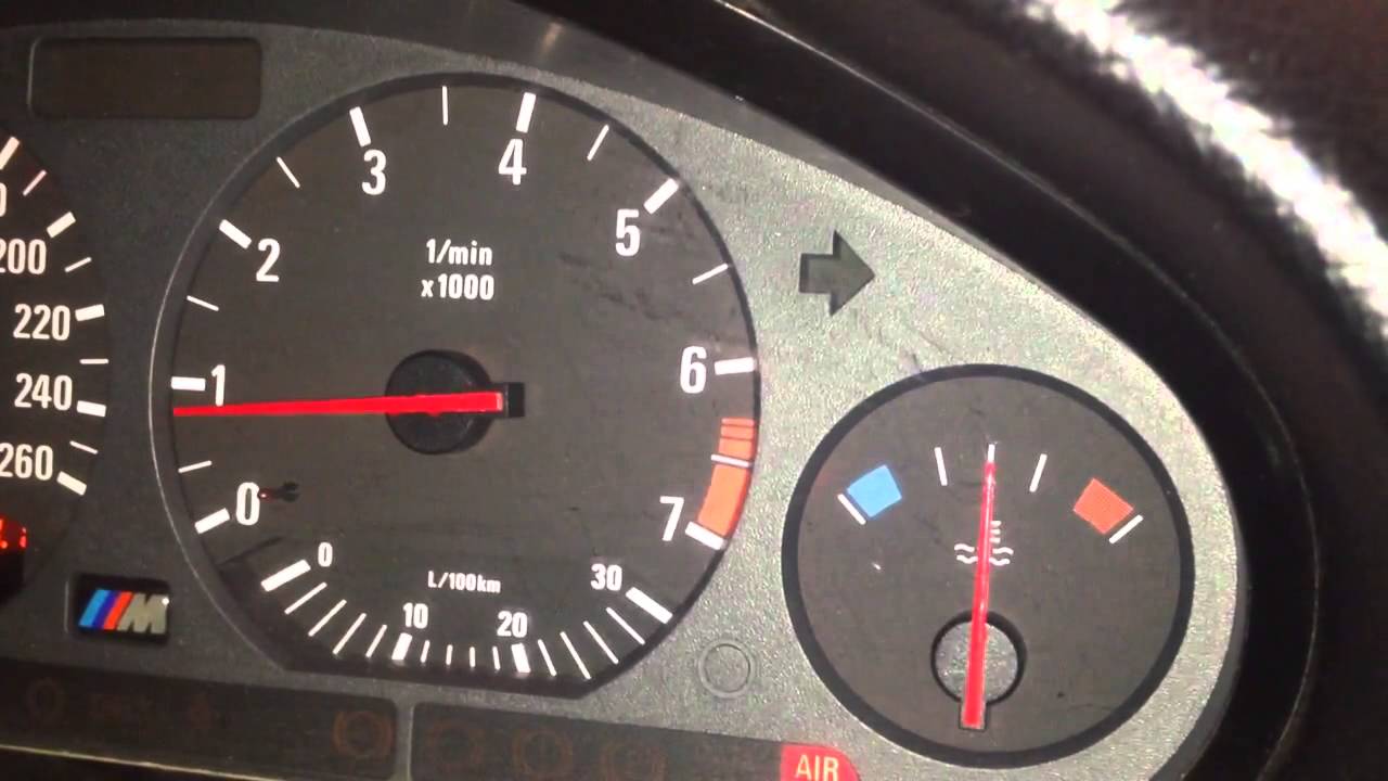 BMW e36 m50b25 vanos - YouTube