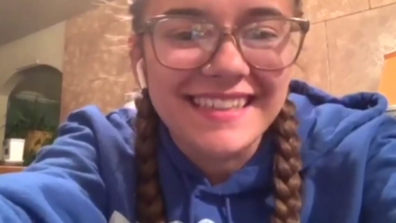Roswell students create virtual 'love note' - YouTube