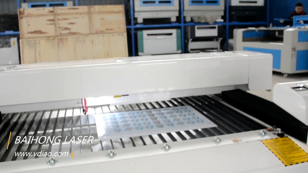 1325 laser cutting machine - YouTube