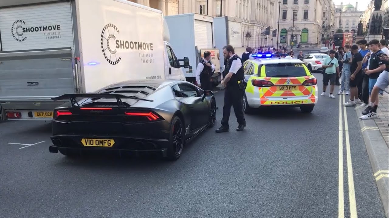 London POLICE CHASE Down Lamborghini Huracan Supercar Accelerating ...